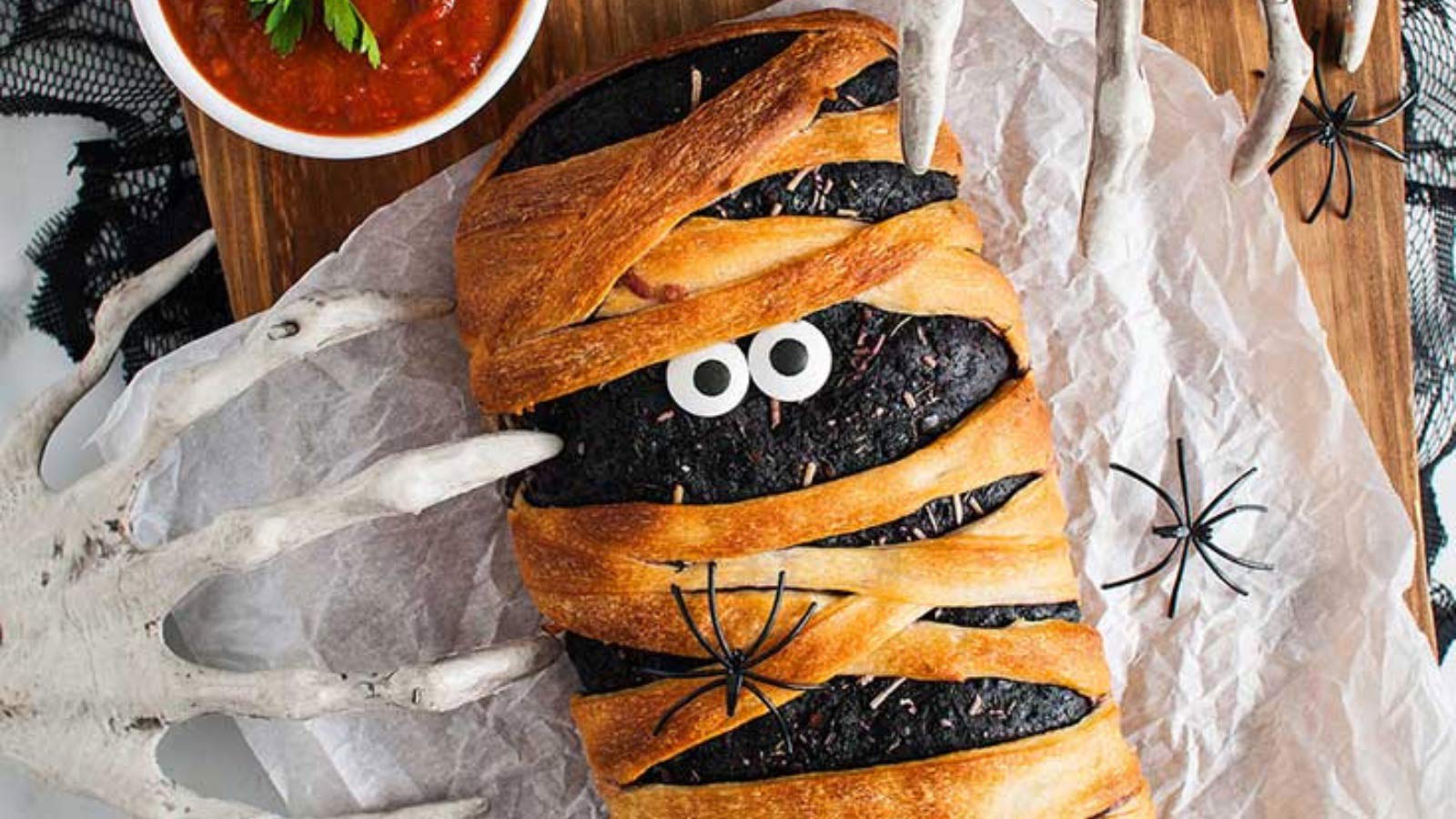 14 Spooky Recipes For Your Halloween Dinner Party